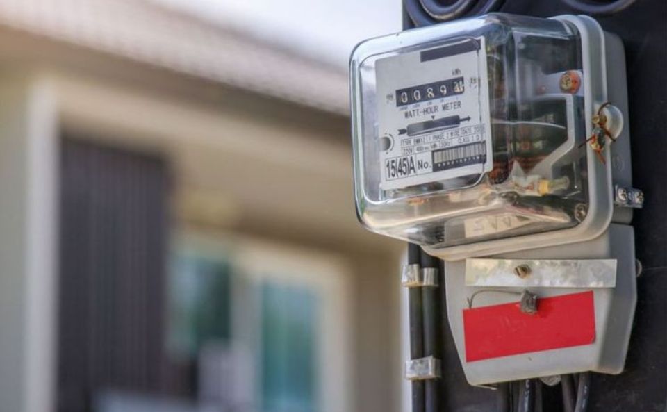Bagaimana Cara Menghemat Energi Listrik di Rumah - Ensiklopedi Bagaimana Bagaimana Cara Menghemat Energi Listrik di Rumah - Ensiklopedi Bagaimana